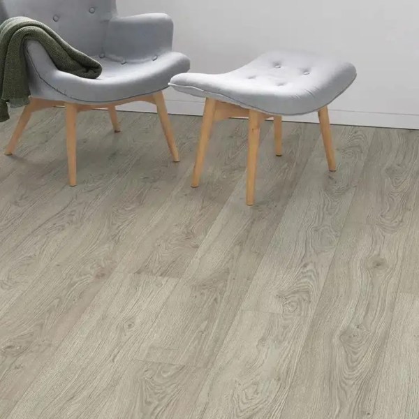 Egger Pro 8/32 V4 – Laminate Flooring – Sensational Blinds and Flooring